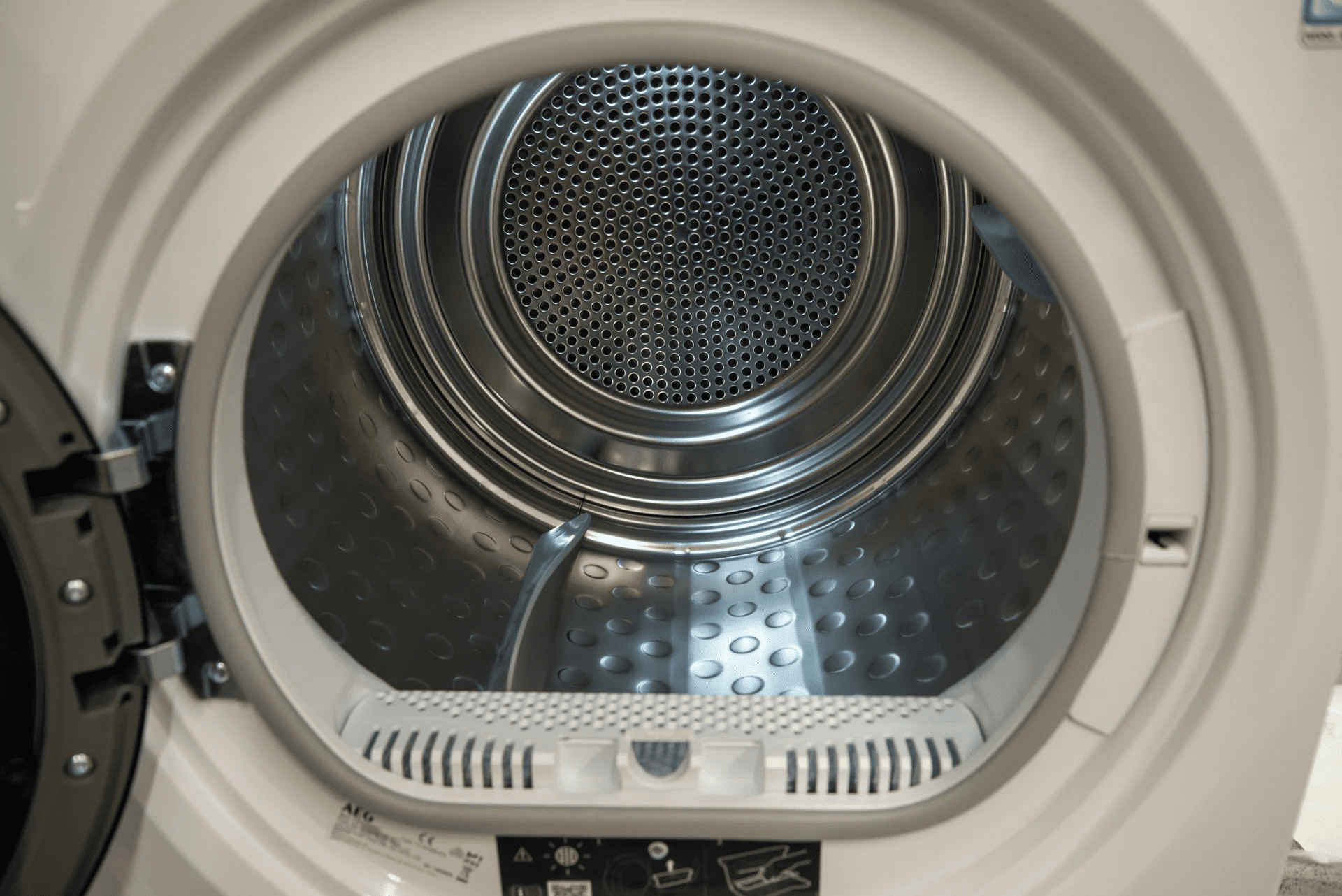 What are the parts of a clothes dryer? (Explained) – Diary of Spaces